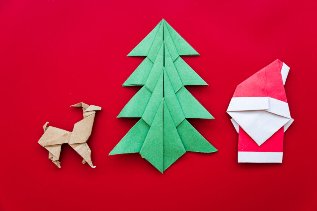 ¿Cómo hacer estrellas de papel para decorar en navidad?